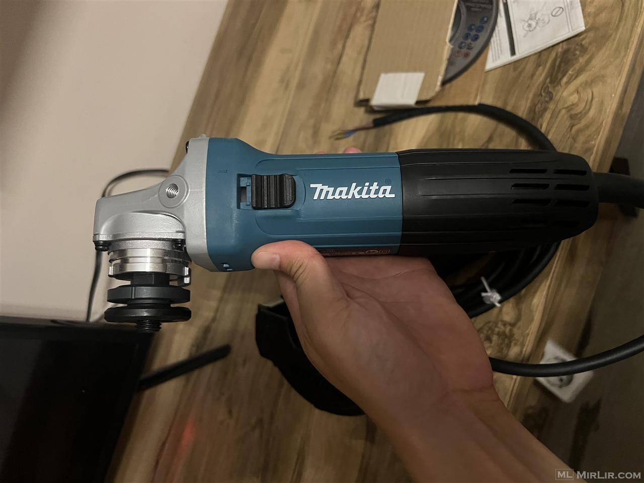 Flex në Podujevë | Materiale ndertimi | MirLir.com