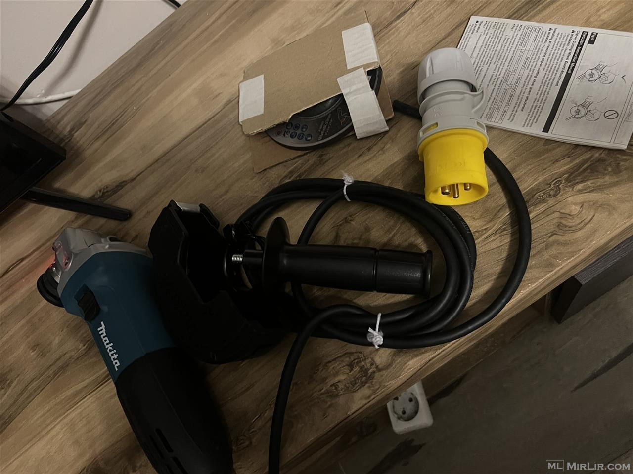 Flex në Podujevë | Materiale ndertimi | MirLir.com