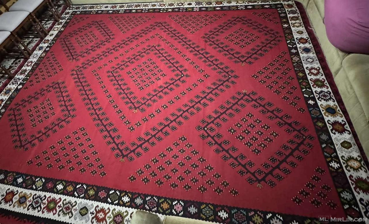 Qilima Antike në Gjakovë | Mobilje | MirLir.com