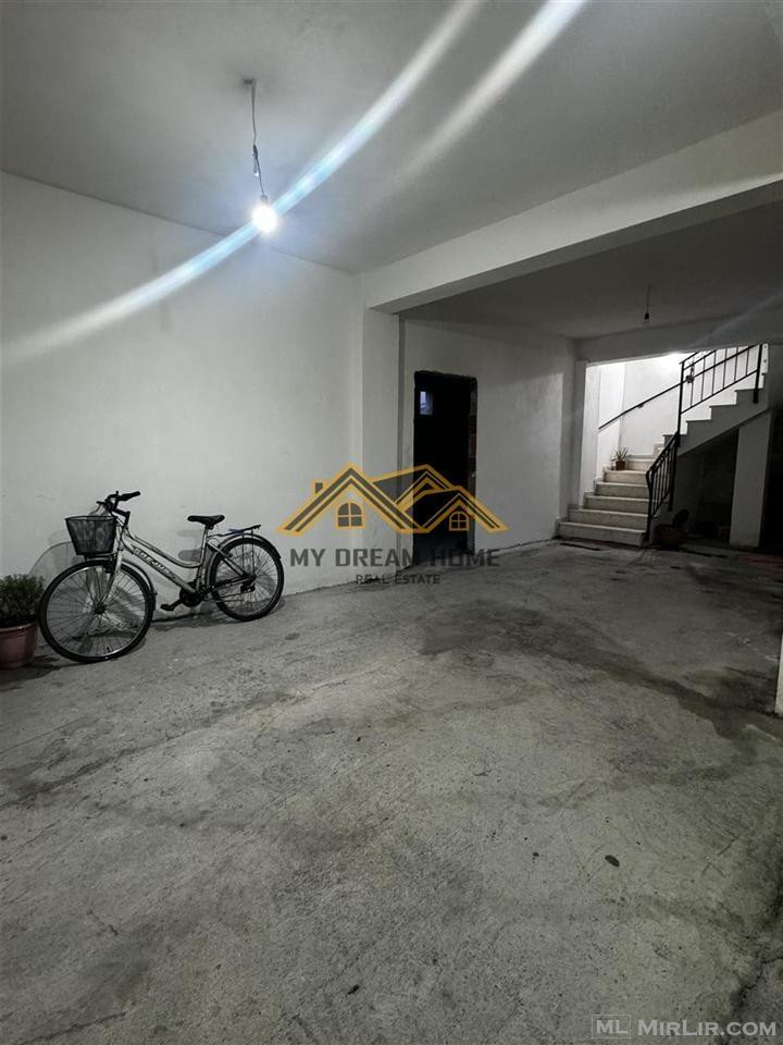 Shtepi Private per Shitje Af... në Durrës | Shtëpi në shitje | MirLir.com